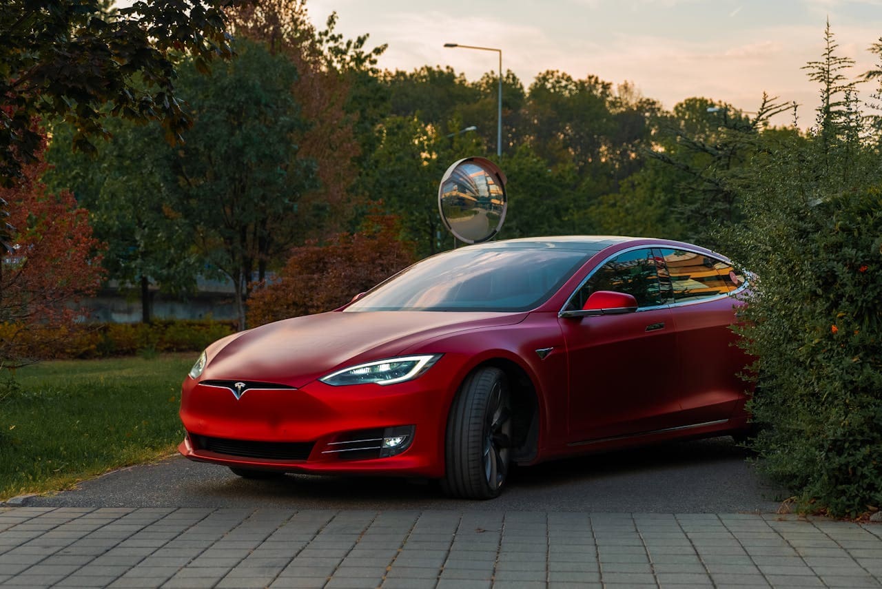 Tesla Display Not Working (Causes, Fixes, and Prevention) - GearTrouble.com