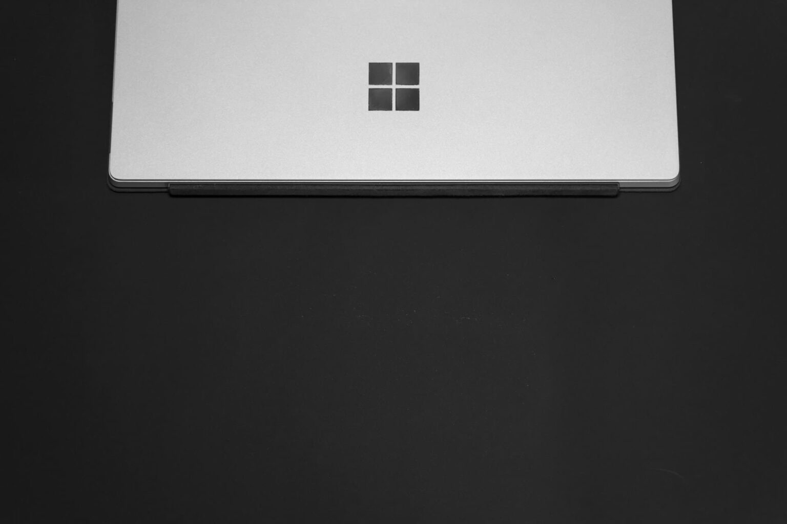 Microsoft Surface Fan Not Working (Causes and Solutions) - GearTrouble.com